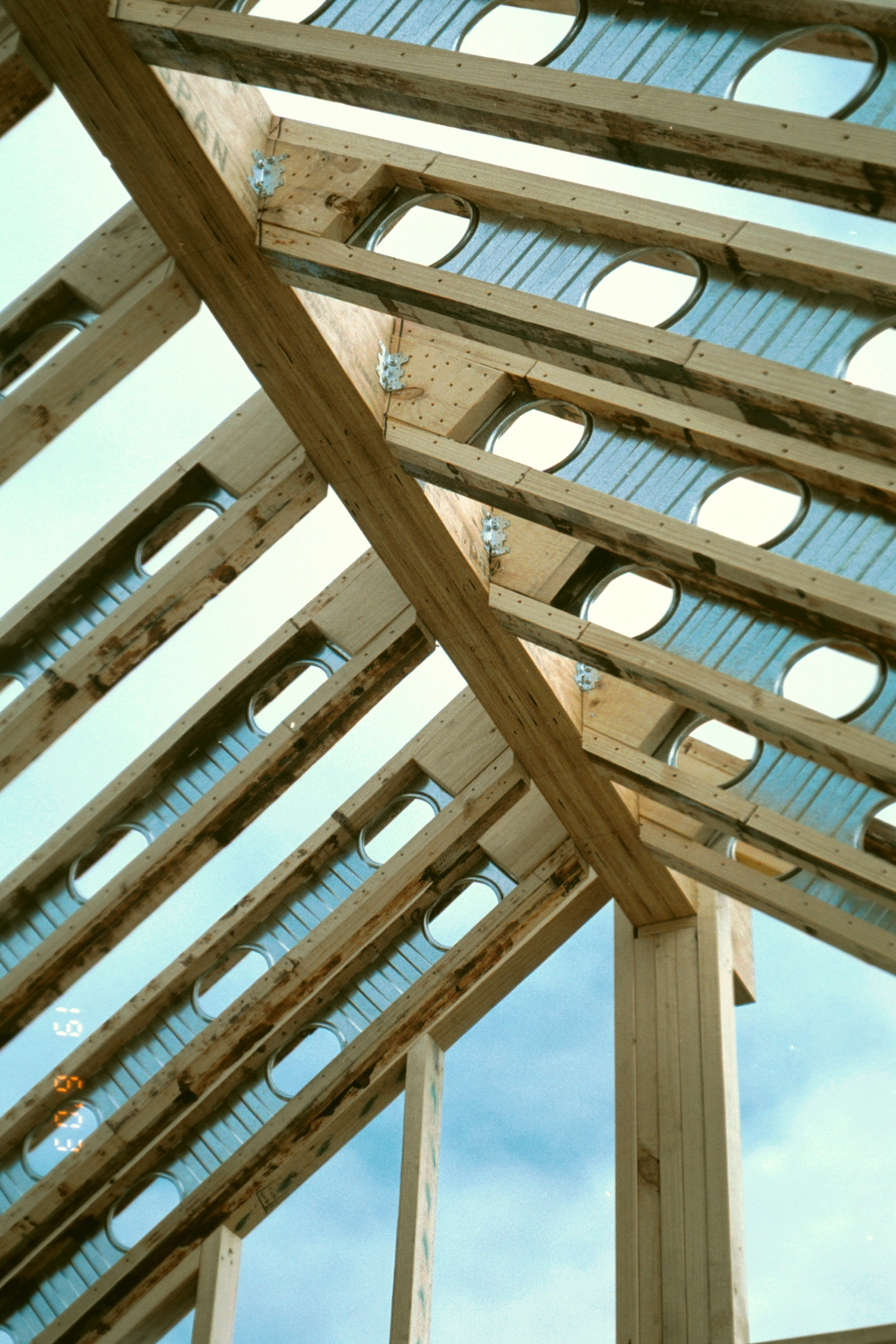 LONG-SPAN RAFTERS - Tecbuild Systems